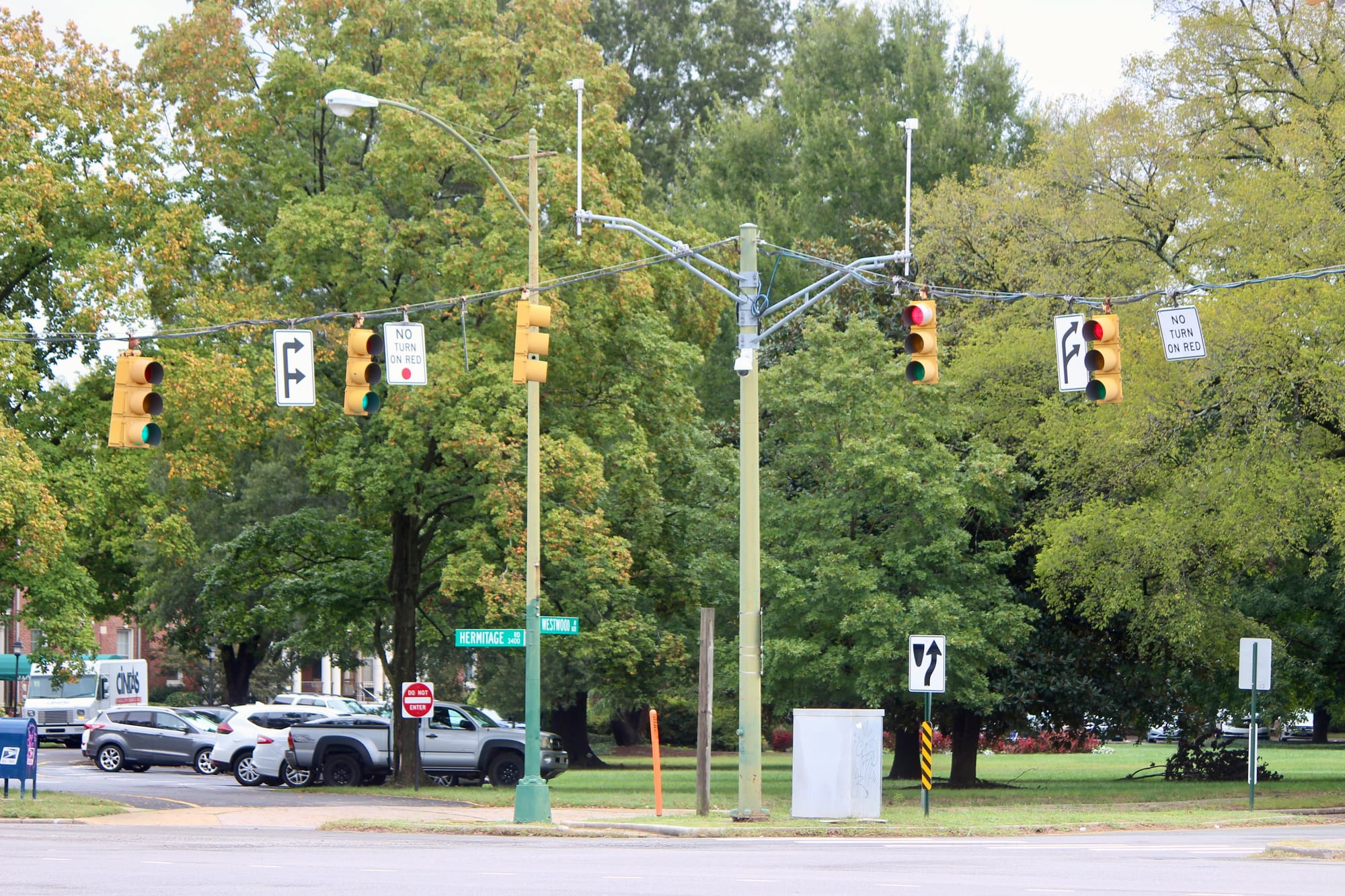 Neighbors push for study of five-point intersection near Diamond as potential ‘community hub’